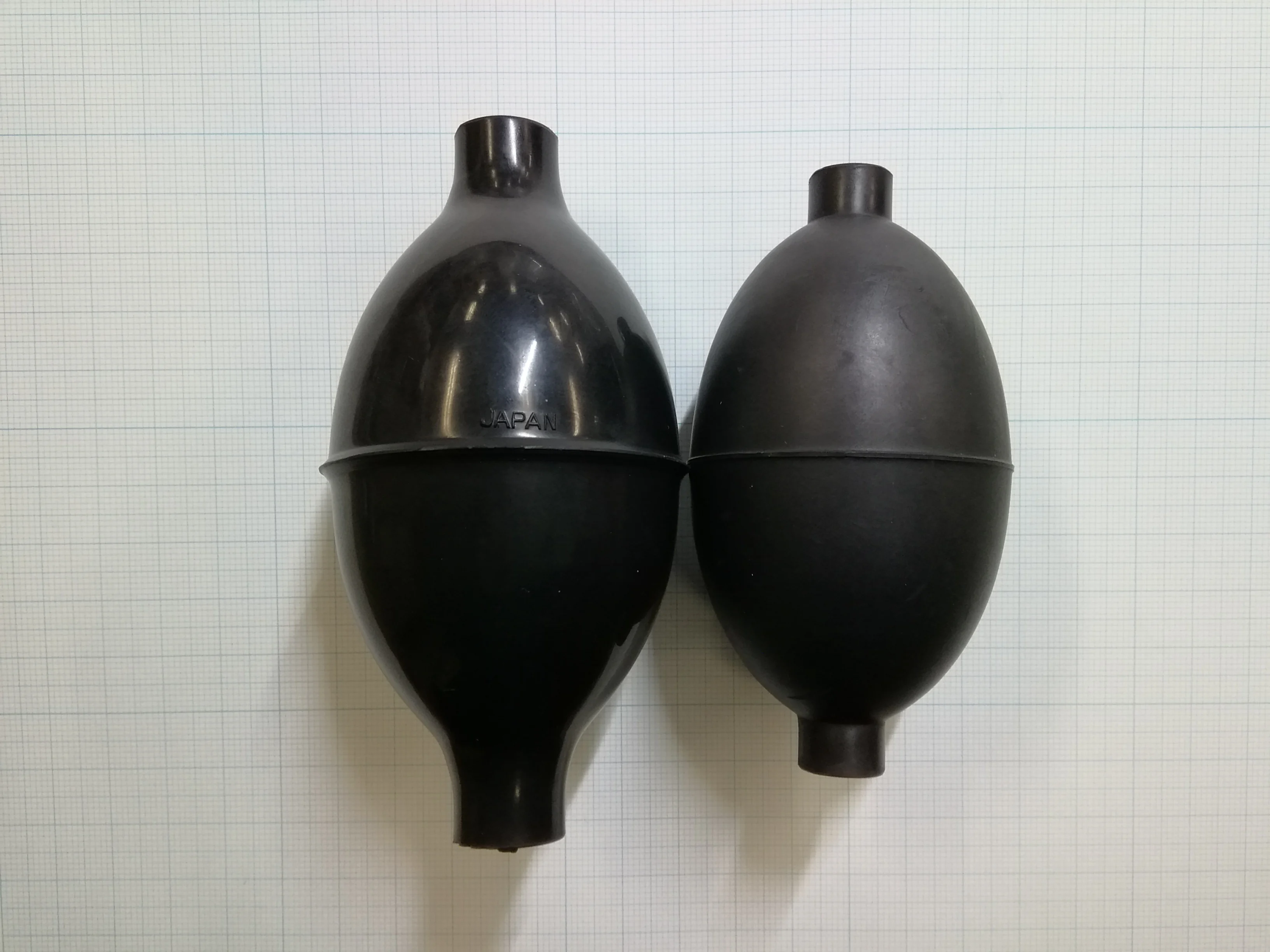 Japanese Elastic Rubber Suction Inflation Hand Bulb with Valve Dusting Bulb