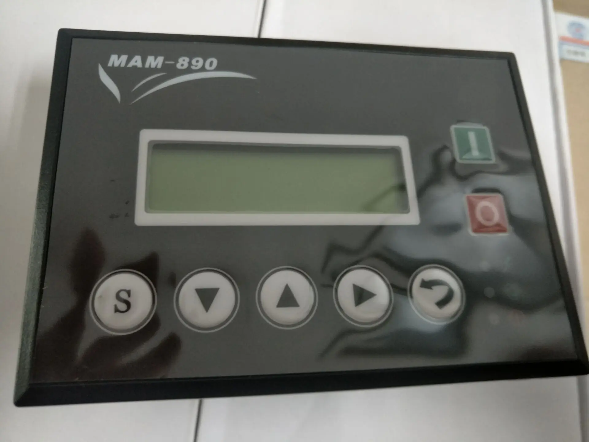 Screw Air Compressor Controller MAM 6080 - Reliable & Efficient