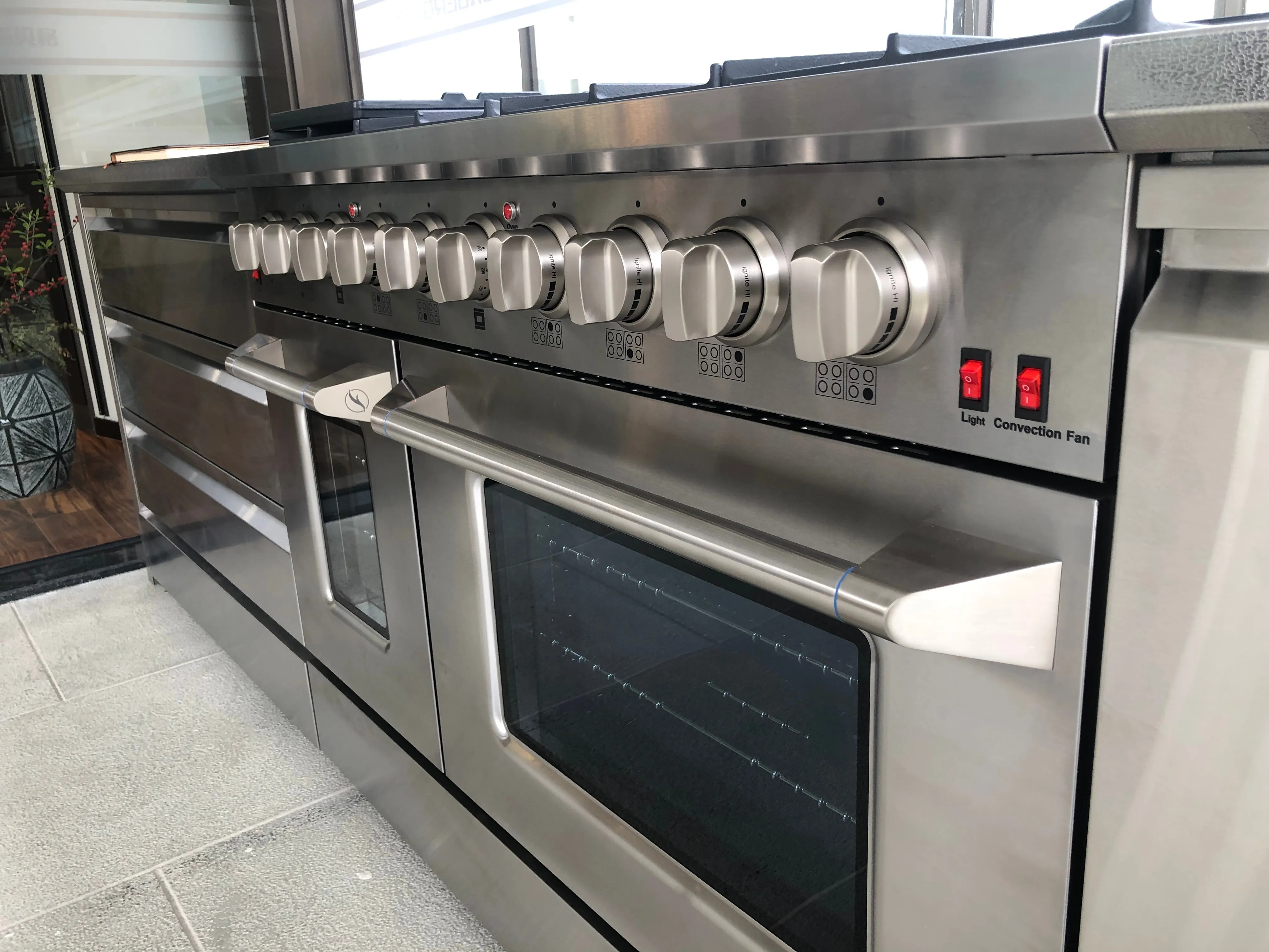 SENG Kitchen Ranges - 8 Burner Gas Stainless Steel Stove
