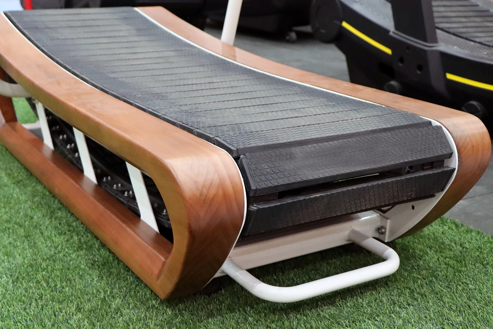 LAND Home-Use Walking Machine - Wooden Curved Treadmill
