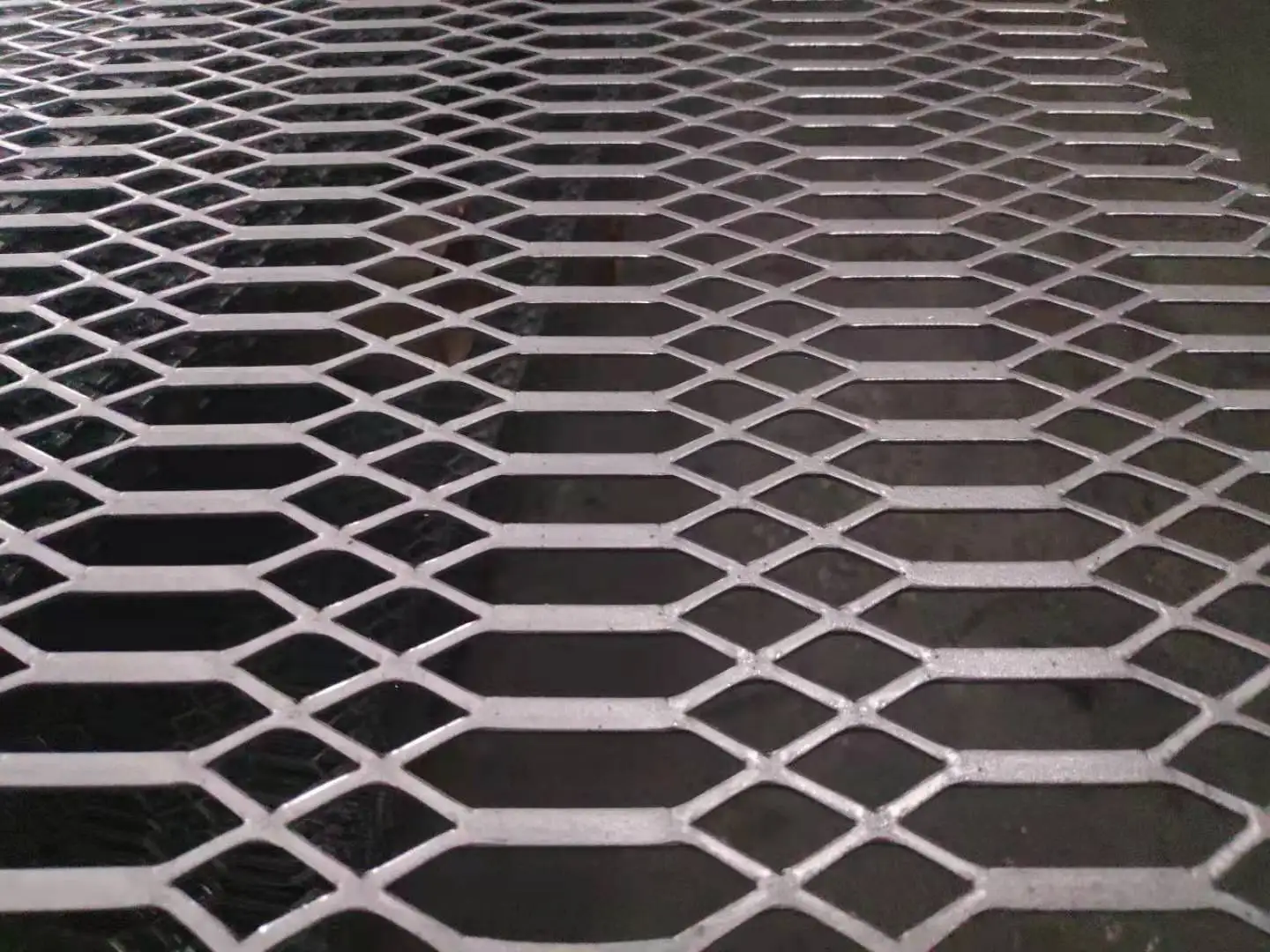 Rejilla de malla metálica expandida para suelo de remolque, precio de ...