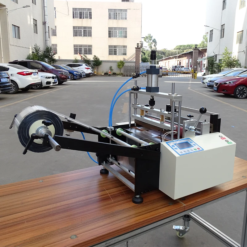 Heat Sealing and Cold Cutting Bag Making Machine - HDK-300ZD