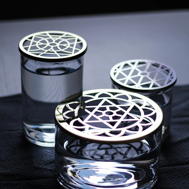 Nordic Style Clear Cylinder Glass Flower Vase With Gold Hollow Carved ...