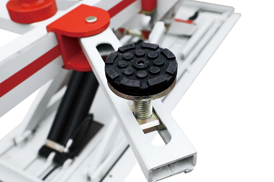 Uniliner UL-300 Car Frame Straightening Machine - 360° Pulling Tower