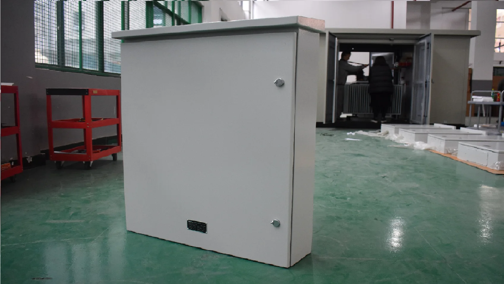 Electrical Power Distribution Box - 9 Ways MCCB MCB Panel