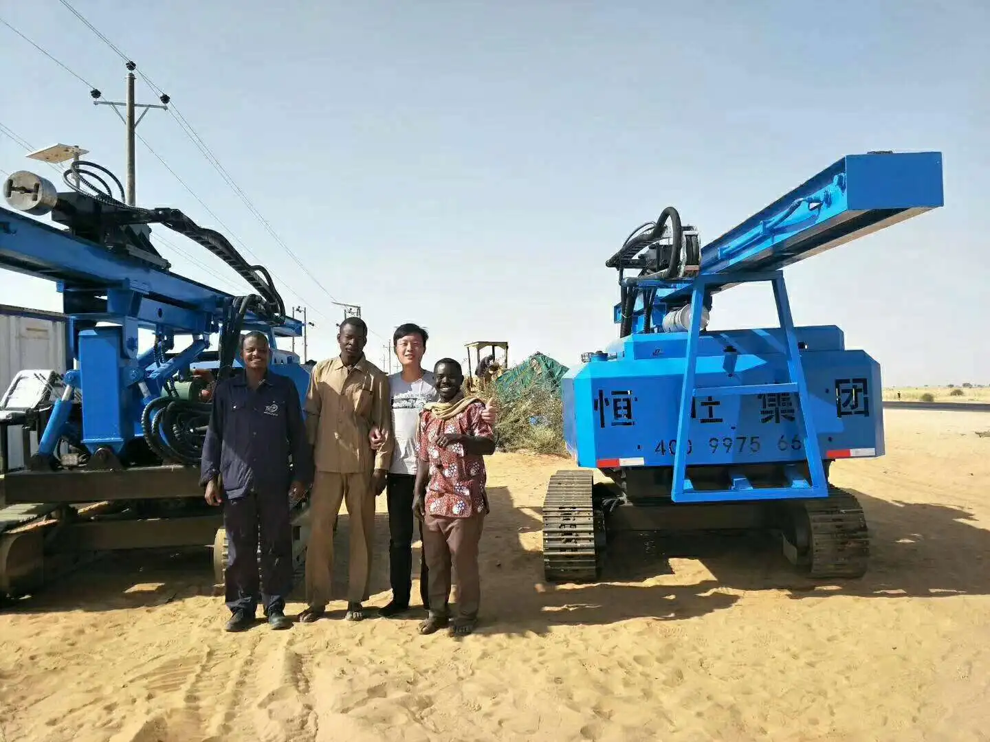 Photovolataic Pile Driver/mini Mobile Pile Drilling Rig - Buy ...