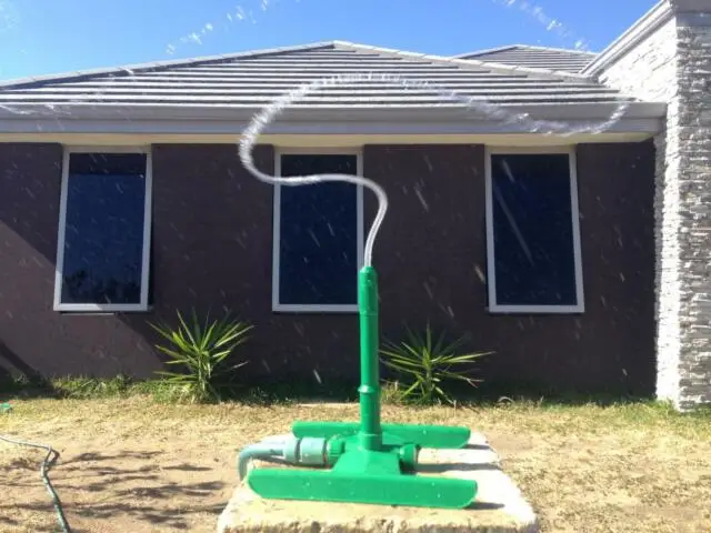 Floppy Sprinkler Irrigation System - Efficient Oscillating Sprinkler ...