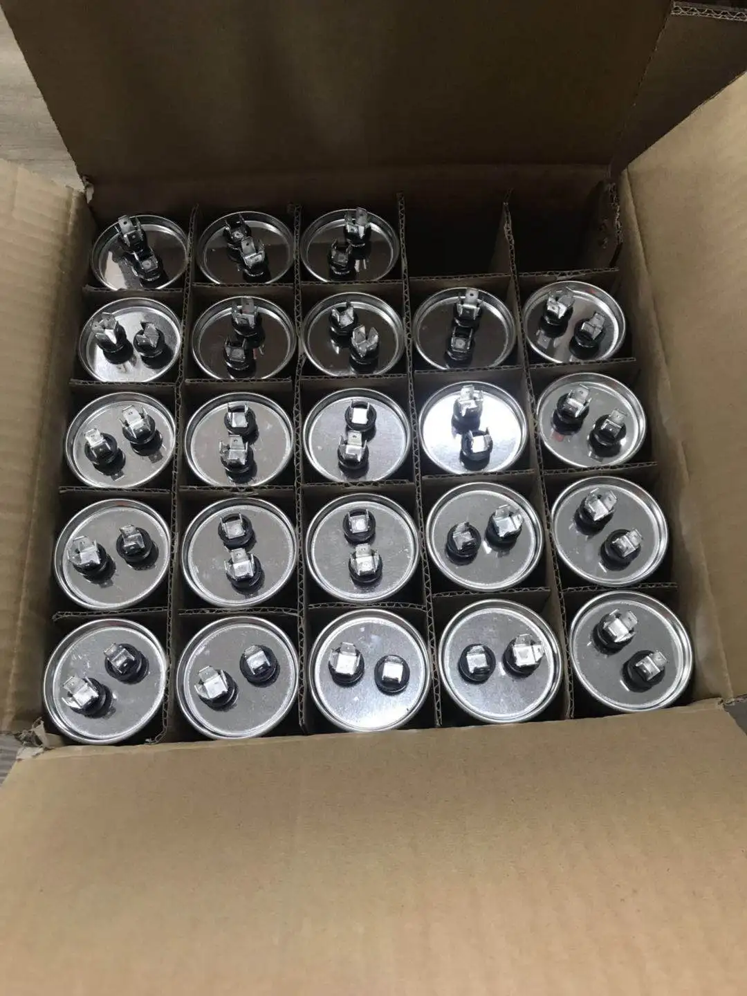 15uf 400vac CBB60 Capacitor - Reliable for Household Appliances