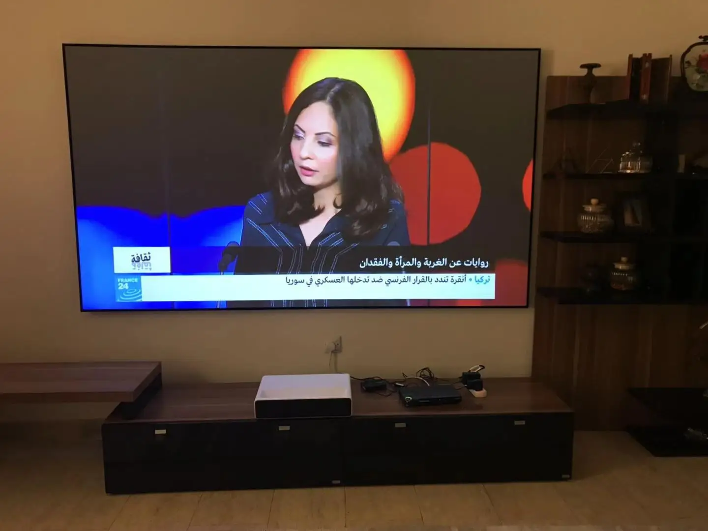 Telon 120" 4K PET Crystal ust ultra short throw projector fixed frame ...