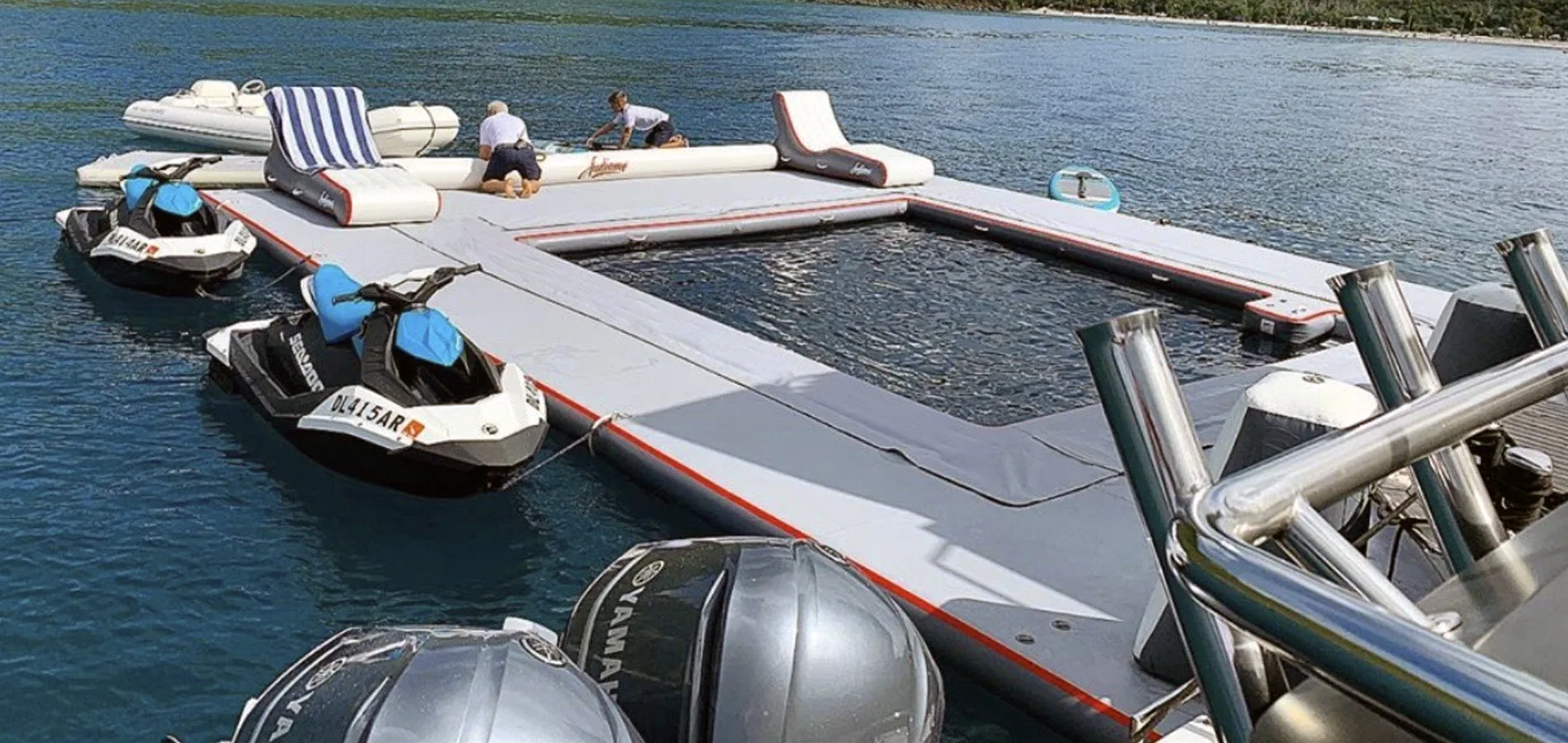 Portable Inflatable Floating Ocean Sea Swimming Pool / Inflatable Pool ...