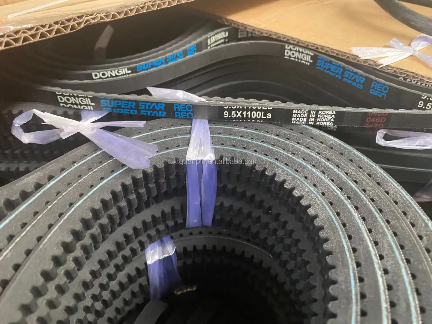 High Quality Fan Belts - Durable and Efficient Power Transmission