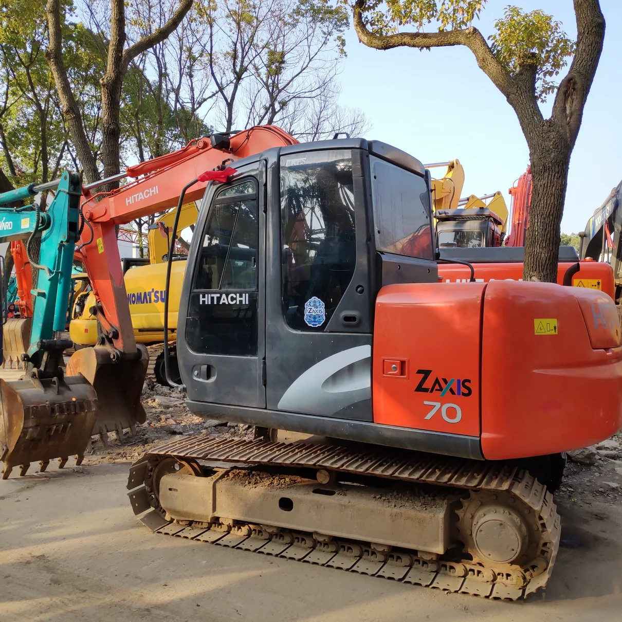 Japan Used Hitachi Excavator Hitachi Zaxis 70 Excavator For Sale - Buy ...