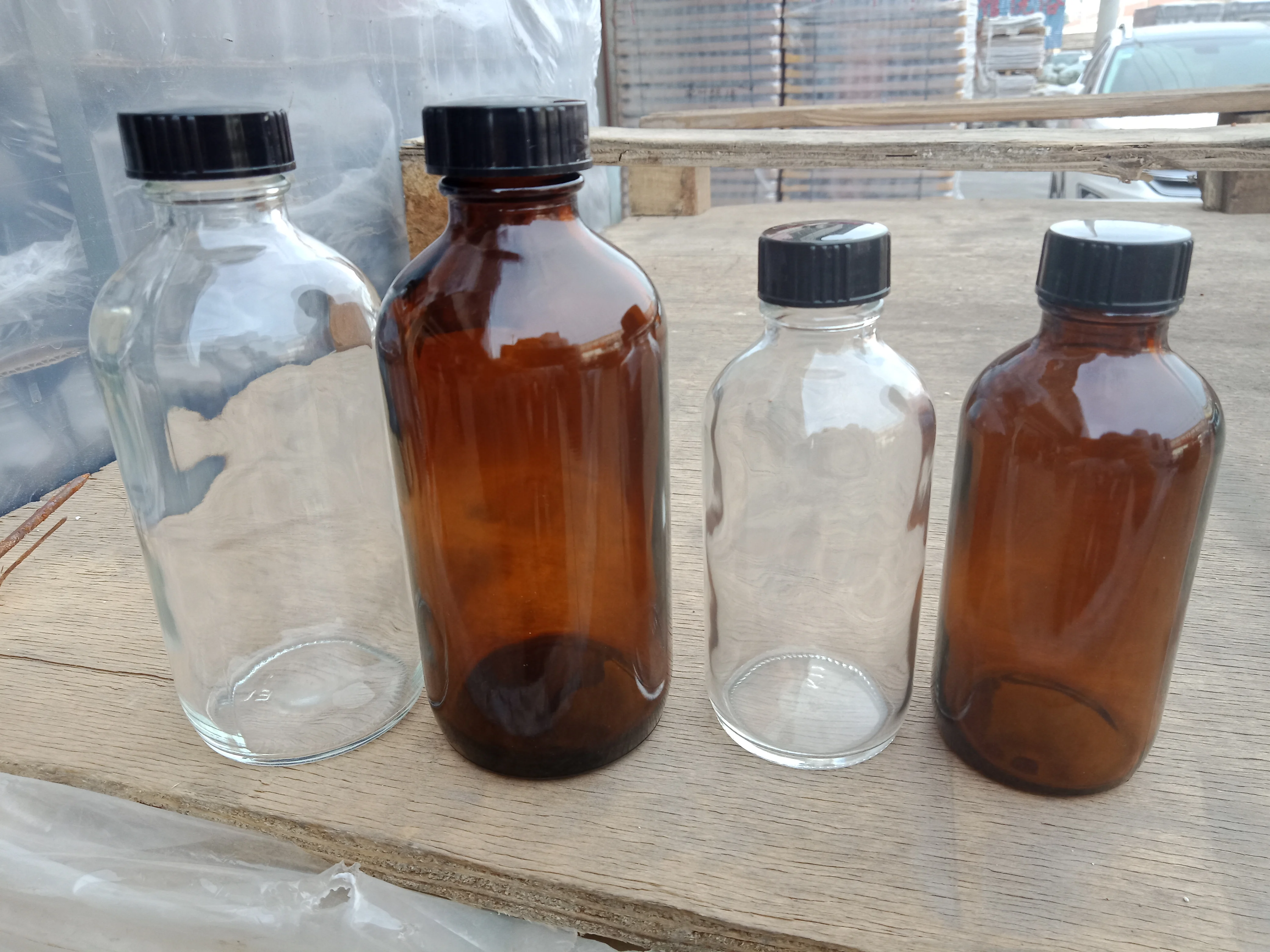 Canting Glass Bottles - Durable, Transparent, and Versatile