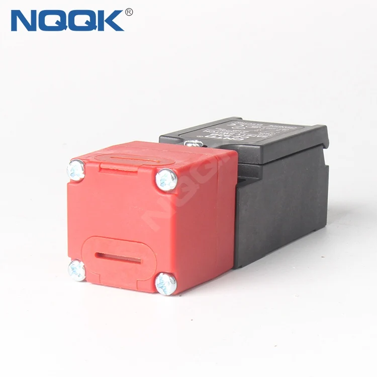 CZ-93B 3A 250V AC Interlock Safety Switch with Key - NQQK