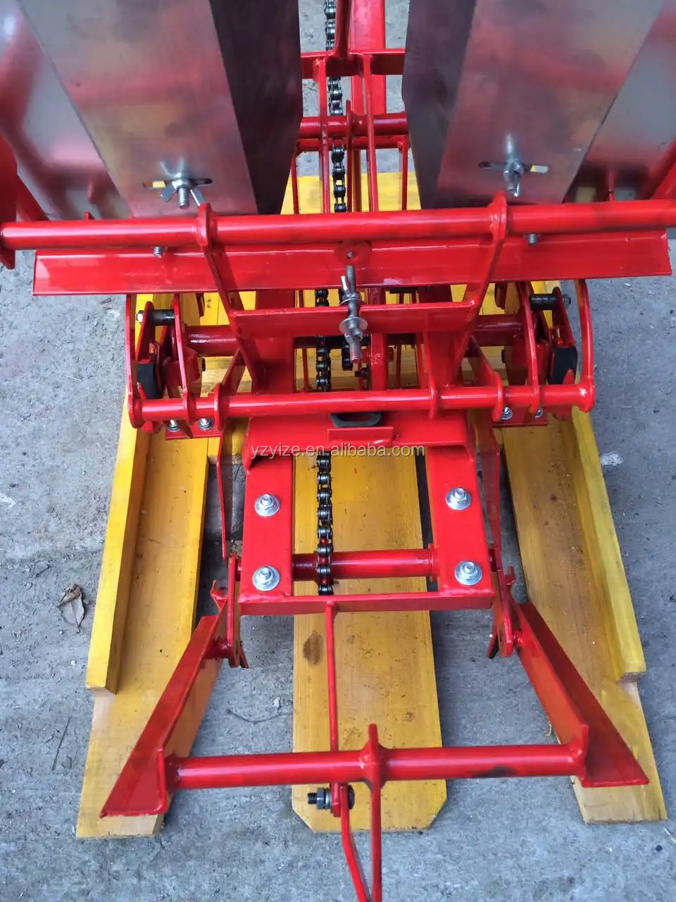 Efficient Rice Transplanting with YIZE Machines in Philippines