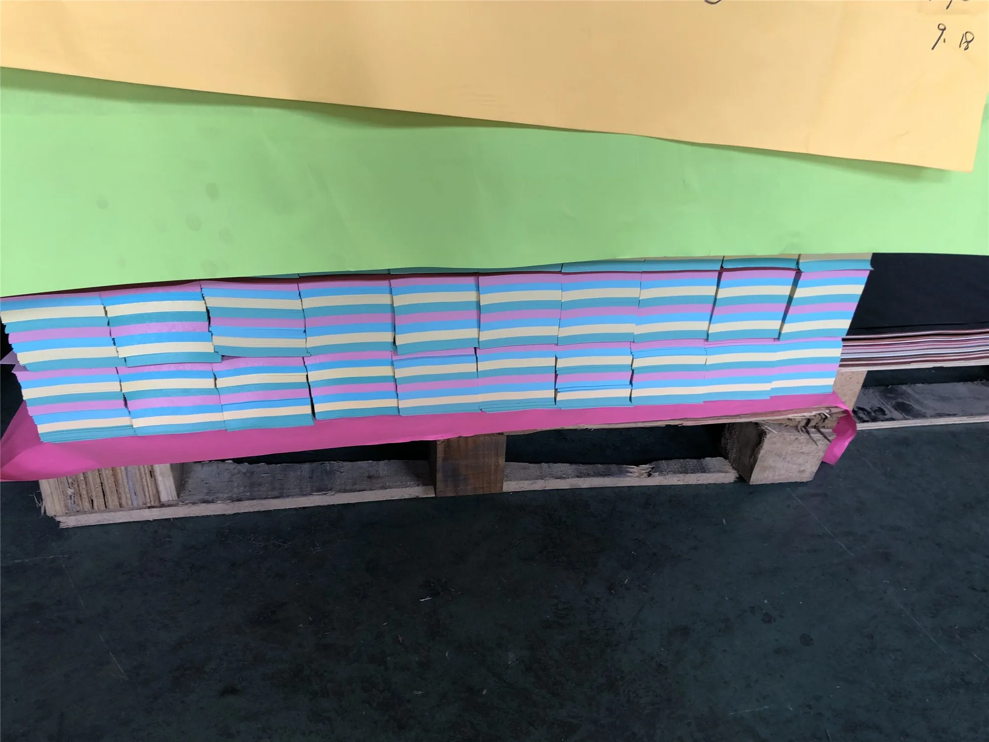 Color Construction Paper - Buy Construction Paper,Color Card Product on ...