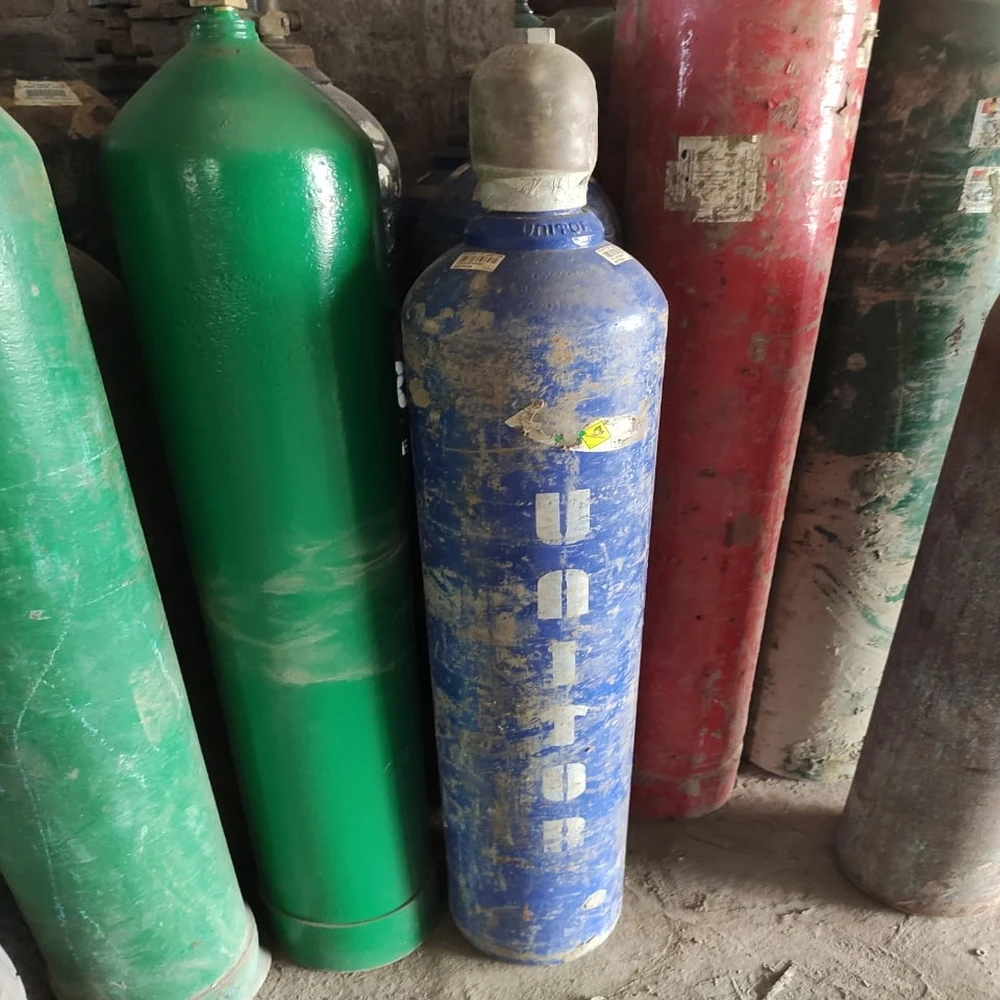 40 Liter Unitor Oxygen Cylinder - High Pressure Industrial Gas
