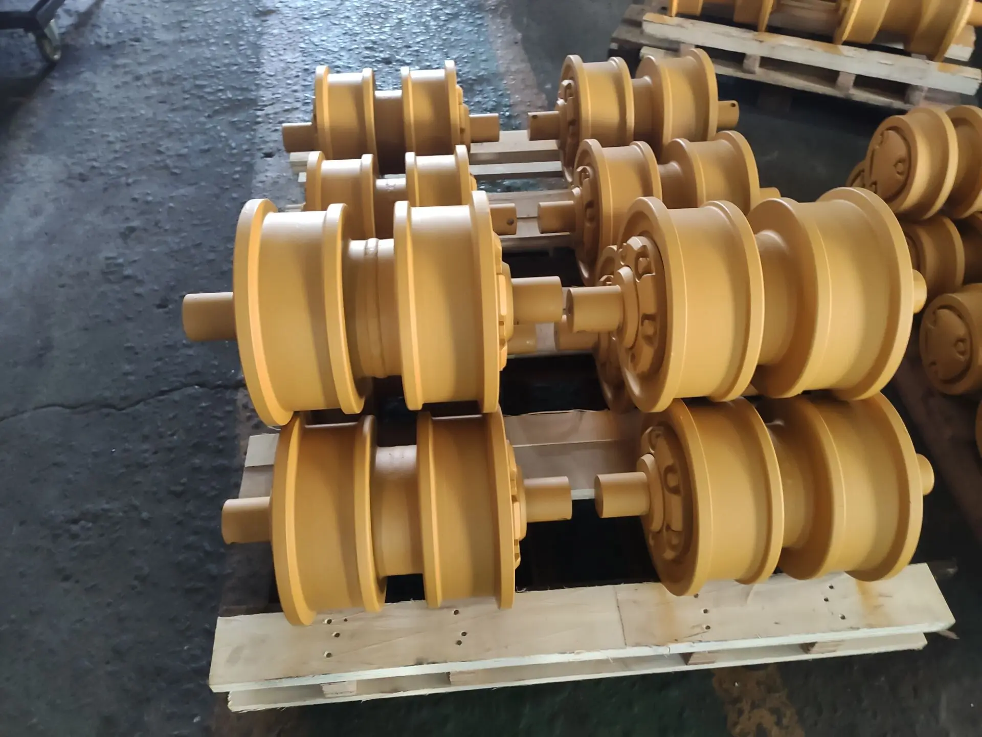 推土机d8n D8r单法兰7t9188/9w8705双法兰7t9193/9w8706履带辊 - Buy 底部滚轮df履带，推土机d6d D50 D65 D85 D155 D8n单法兰双法兰履带 ...