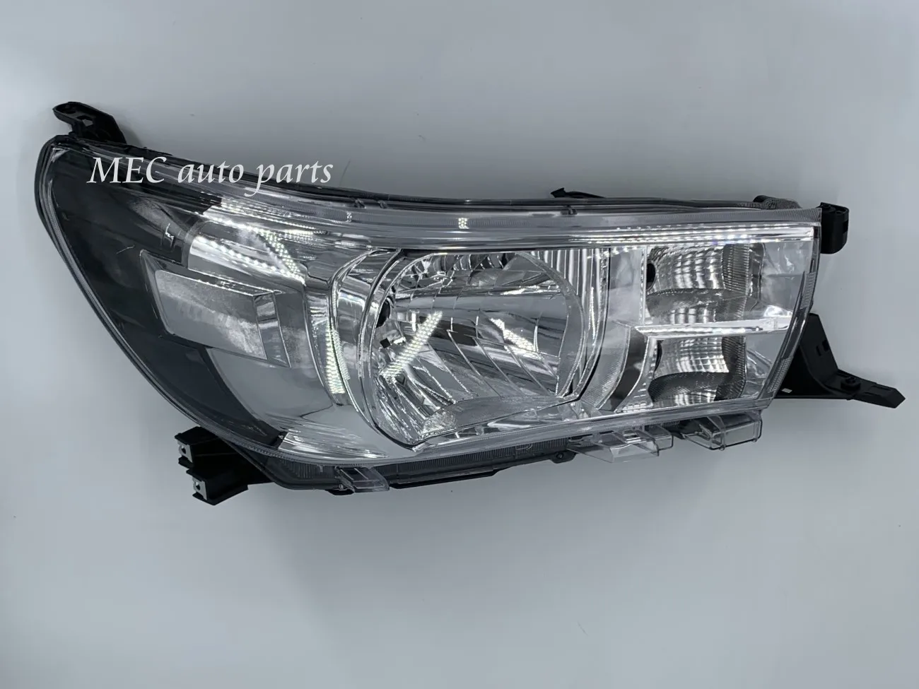MEC Headlights - Reliable OE Fitment for Toyota Hilux REVO
