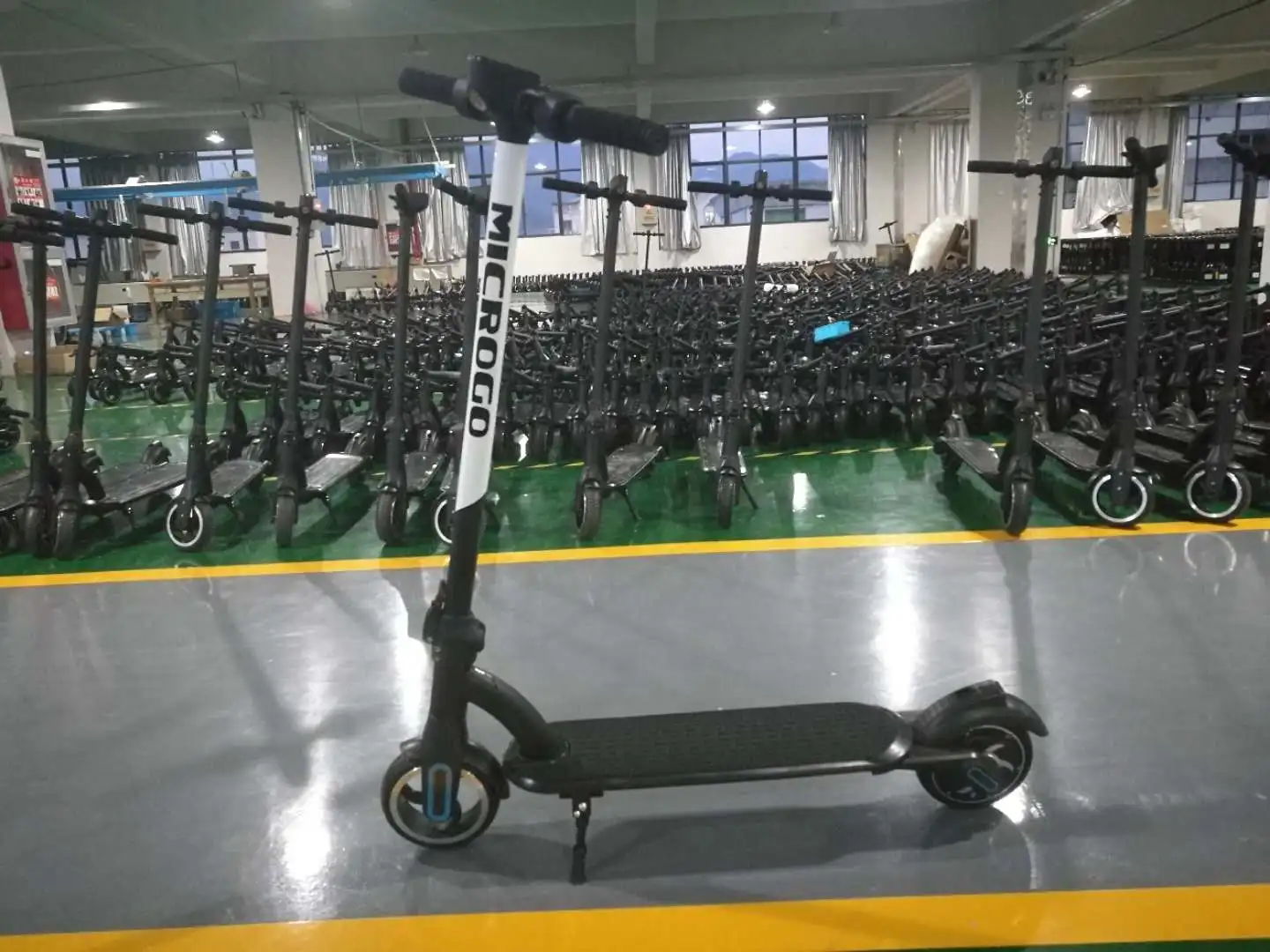 Electric Scooter European Warehouse Hot Selling Design For Wholesale ...