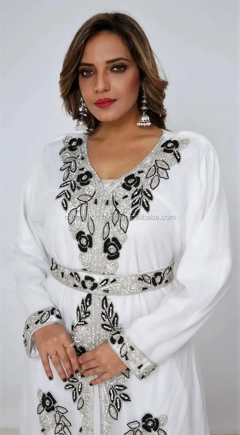 Spring Contemporary White Kaftans With Design Women Kaftan Islamic Clothing Muslim White Kafatan
