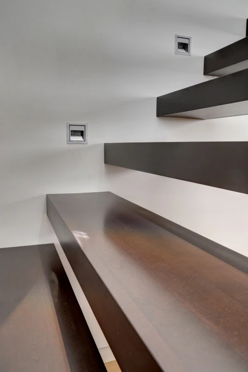 Hidden Stringer Wooden Treads - Box Floating Straight Stairs