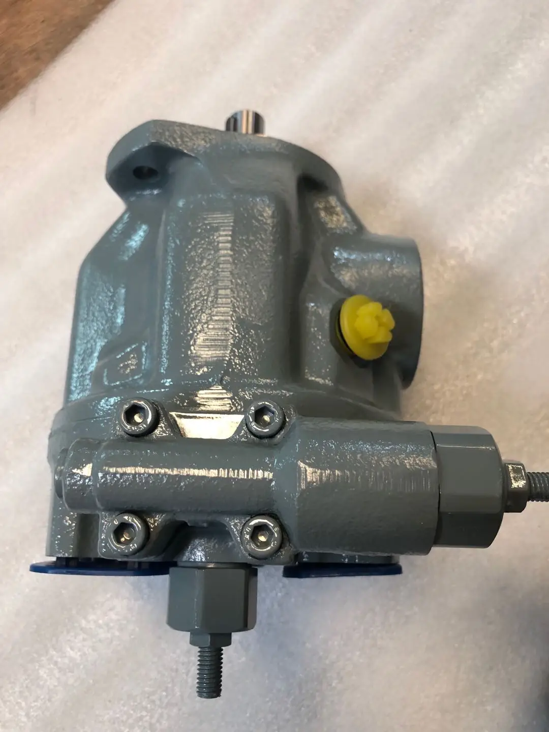 UCHIDA Zhenyuan A10V71DR3RP1B Hydraulic Variable Piston Pump