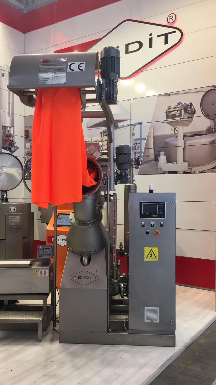 Fabric Dyeing Machine - Buy Fabric Dyeing Machine,Dong-a Dyeing ...