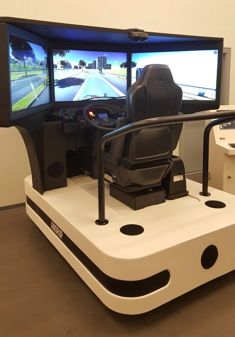 Cabinas De Simulador Especial Para Entrenamiento De Conducción De ...