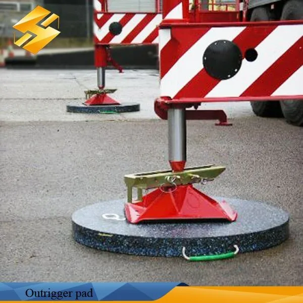 Heavy Load Capacity Round Uhmw Crane Outrigger Pad Support Leg Mats ...