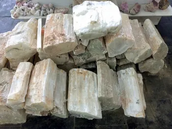 Calcite Rough Semi Precious Gemstone - Buy Natural Stone,Semi Precious ...