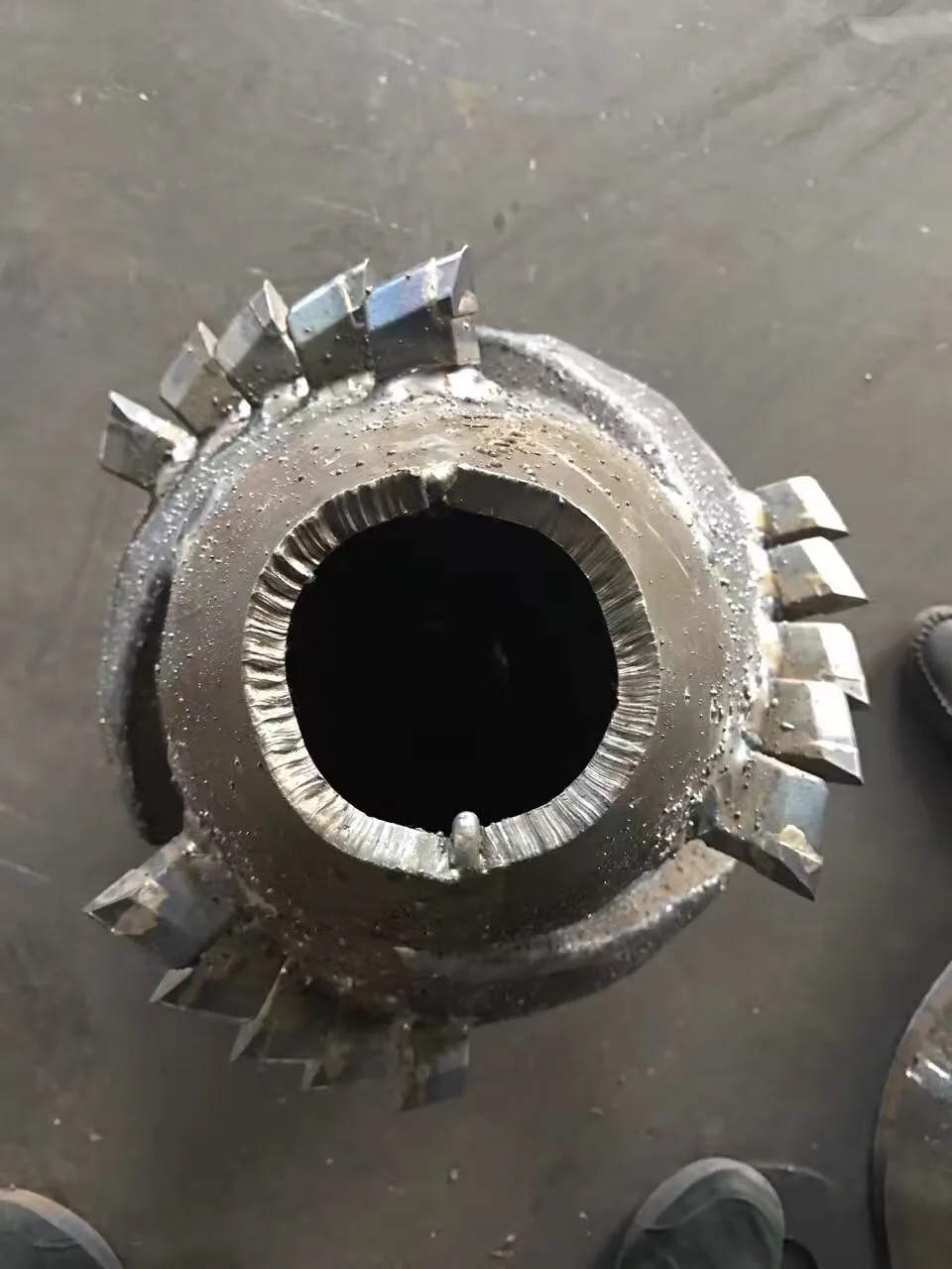 Hdd Horizontal Drilling Tungsten Carbide Weld On Shark Teeth - Buy ...