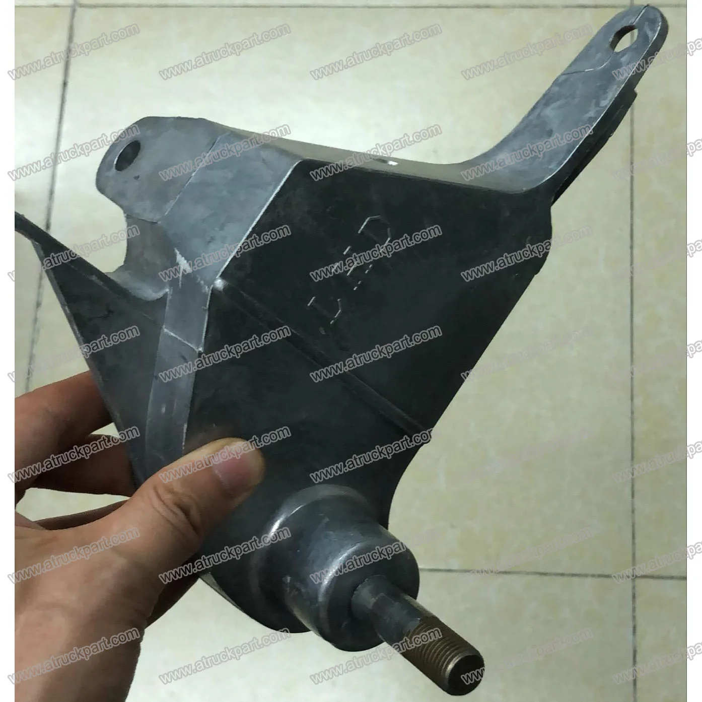 Mirror Arm Bracket Lower LH for HINO 500 Truck Body Spare Parts