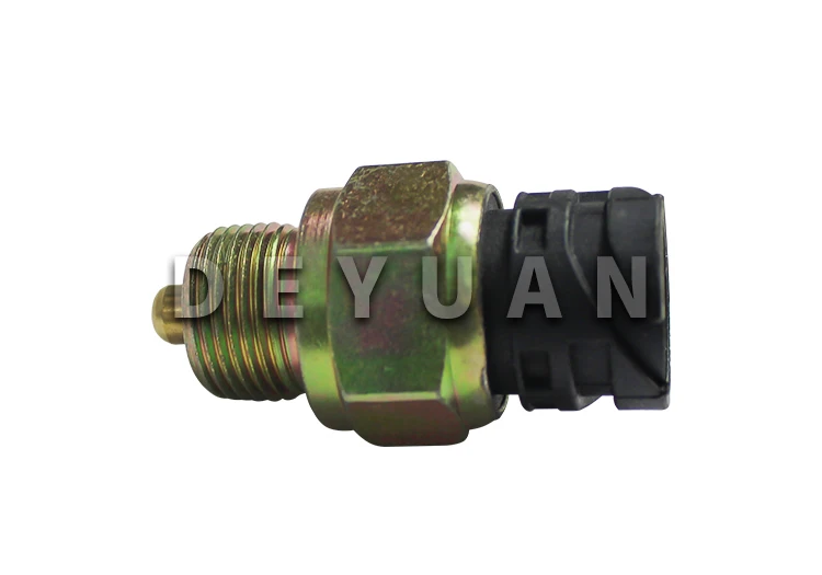 Back-up Lamp Switch for Benz Truck A0015457409 - DEYUAN
