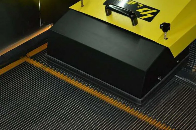 Escalator Step Cleaning Machine - High Quality & Reliable