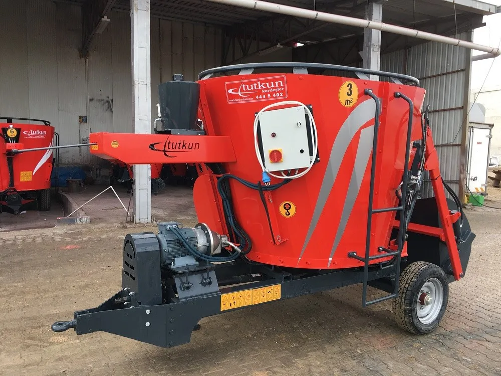 Total Mixed Ration Mixer For Feeding Dairy Cattle - Buy Ruminant Animal ...