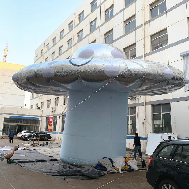 LED Lighted Silver Inflatable UFO Balloon for Event Decoration OEM