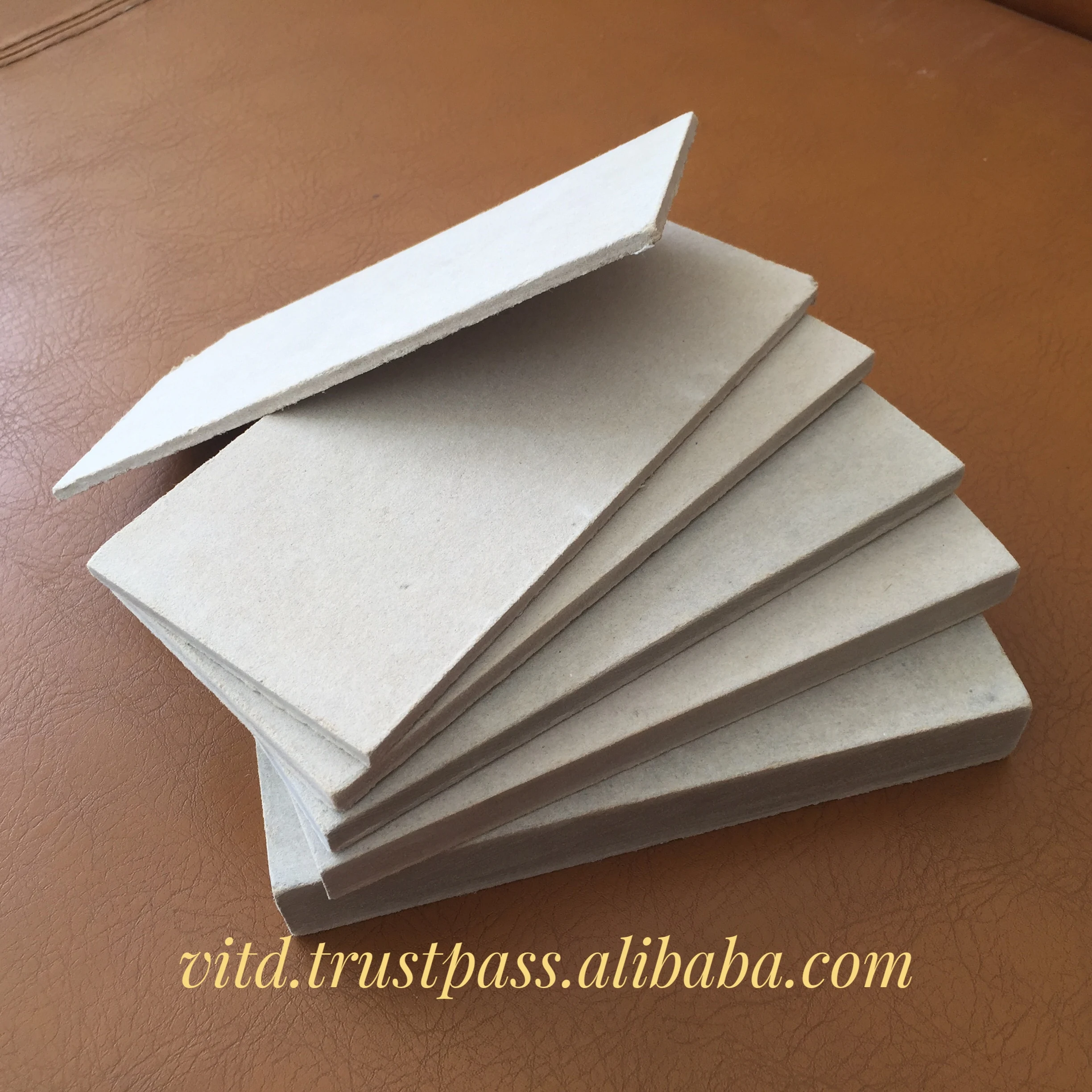 Special Grade Cellulose Reinforced Fiber Cement Autoclaved Ceiling ...